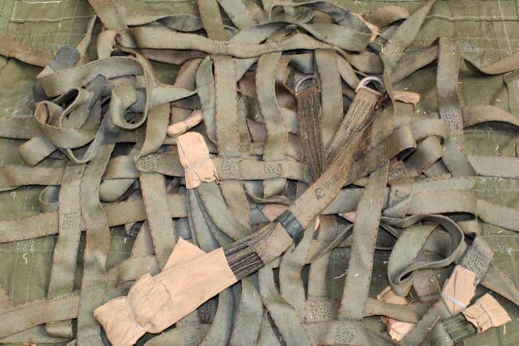 US ARMY RIGGER AIRDROP CONTAINER - Military Classic Memorabilia