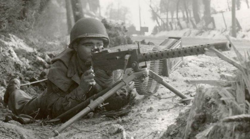Tripod and US 30 cal machine gun - Military Classic Memorabilia