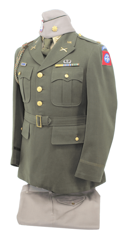 82nd Aiborne Division officer suit - Military Classic Memorabilia