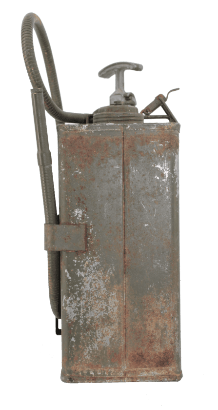 M24 Chaffee / M5 Stuart engine oil can - Military Classic Memorabilia
