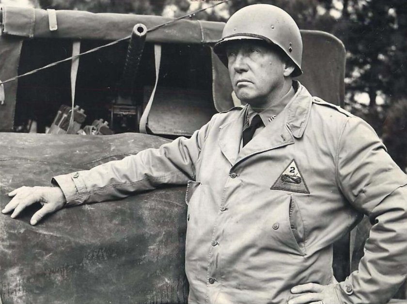 INSIGNE 2ND Armored DIVISION US ARMY - Military Classic Memorabilia