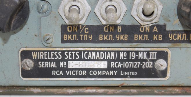 Wireless Radio Ensemble No. 19 Canadian 1943 - Military Classic Memorabilia
