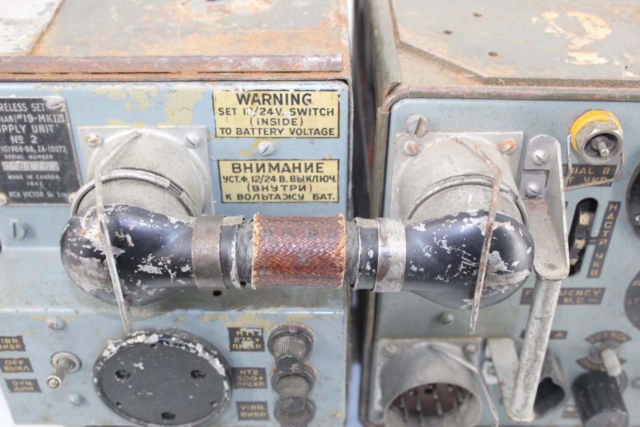 Wireless Radio Ensemble No. 19 Canadian 1943 - Military Classic Memorabilia