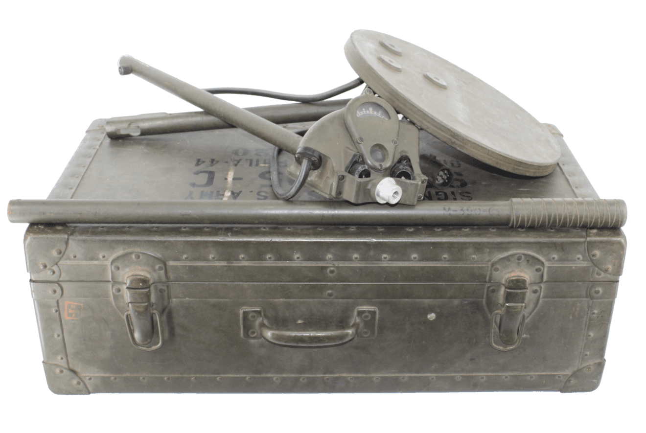 SIGNAL CORPS MINE DETECTOR SCR 625-C 1944 - Military Classic Memorabilia