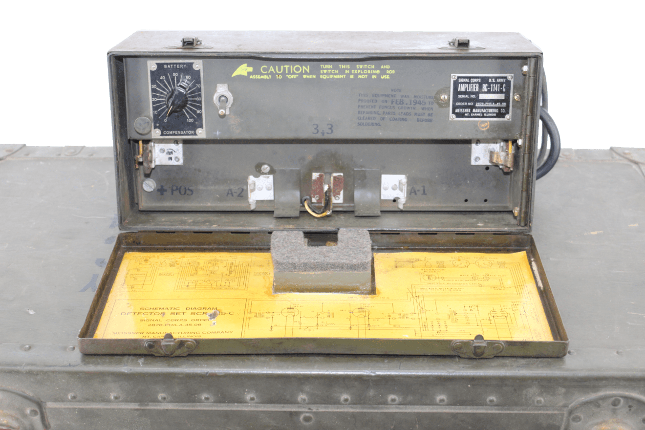 SIGNAL CORPS MINE DETECTOR SCR 625-C 1944 - Military Classic Memorabilia