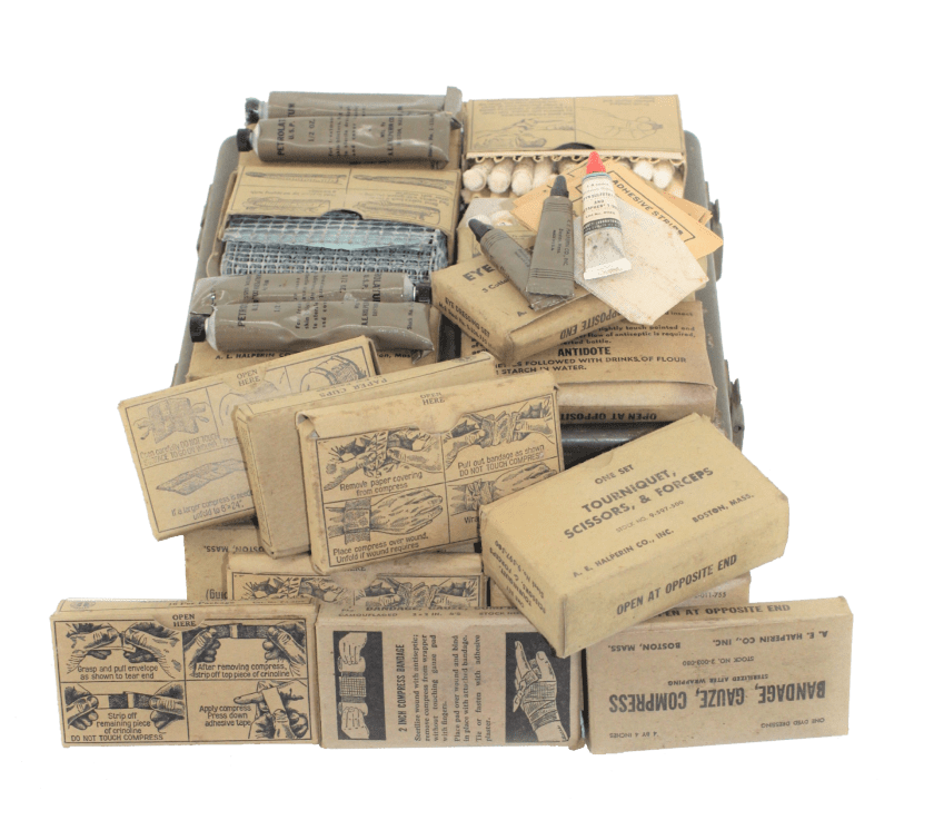 FIRST AID BOX FOR US TANKS & BLINDS "24 Unit - Military Classic Memorabilia