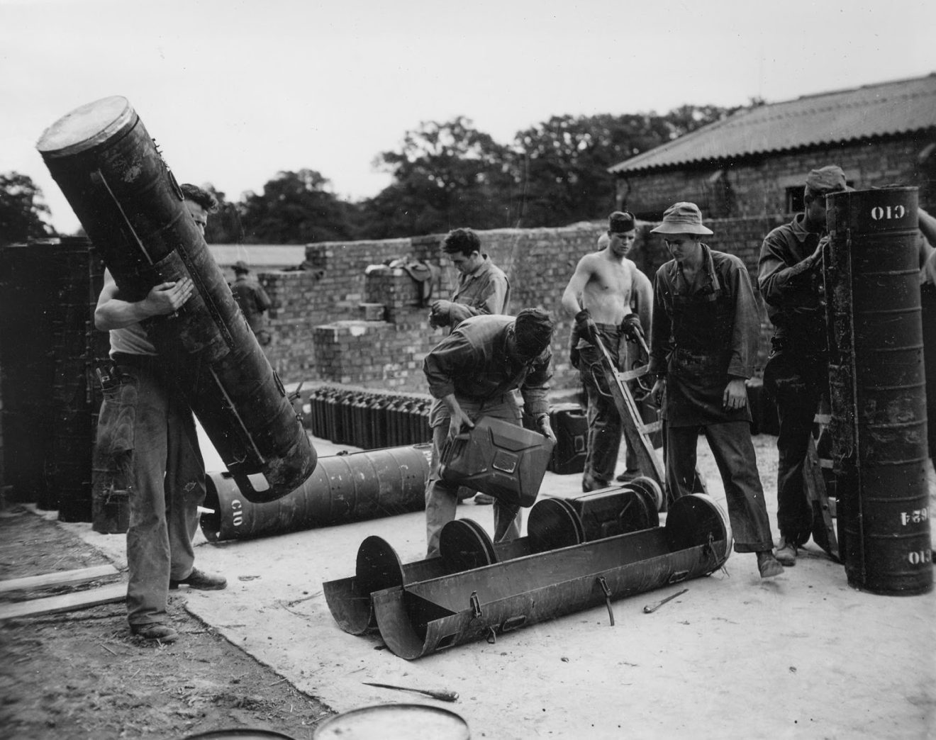 Container Parachutable British Army Type C - Military Classic Memorabilia