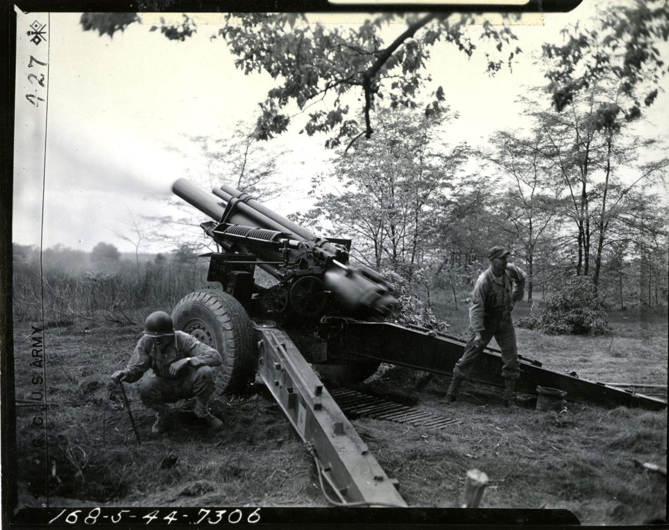 Container a obus de 155 HOWITZER US - Military Classic Memorabilia