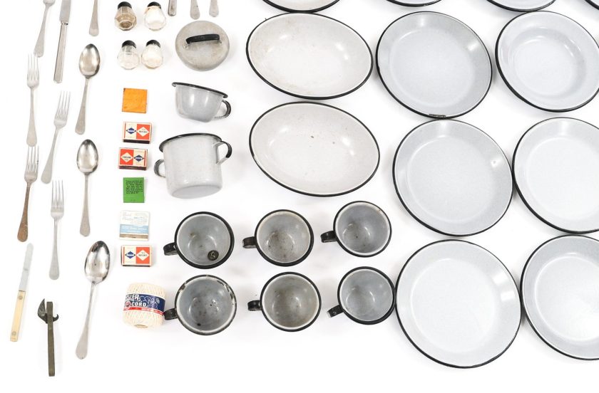 OUTFIT OFFICER'S MESS KIT M-1941 - Military Classic Memorabilia