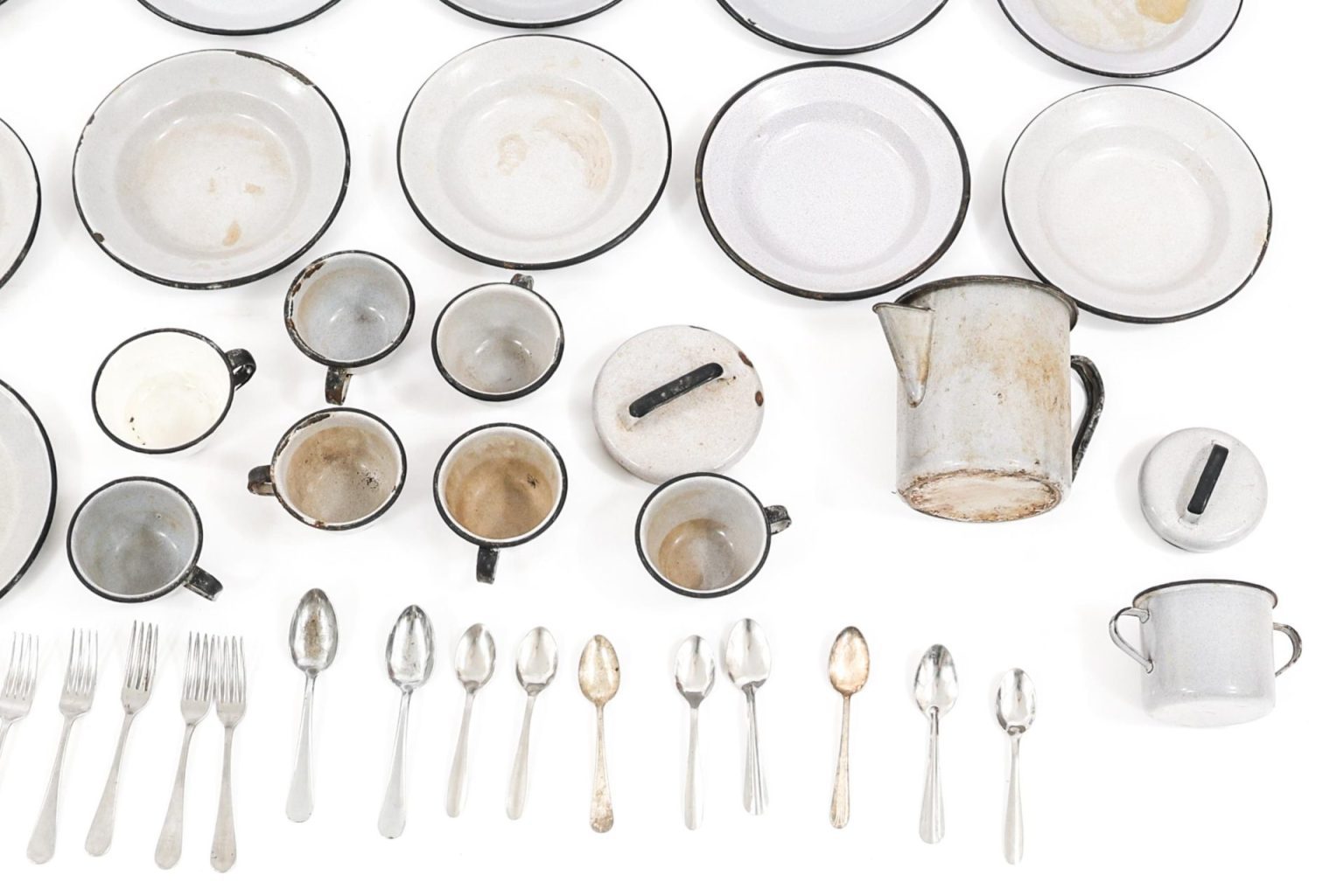 OUTFIT OFFICER'S MESS KIT M-1941 - 1944 - Military Classic Memorabilia