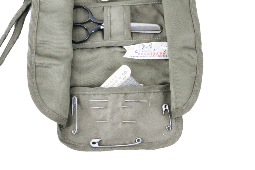 Us Army sewing kit - Military Classic Memorabilia