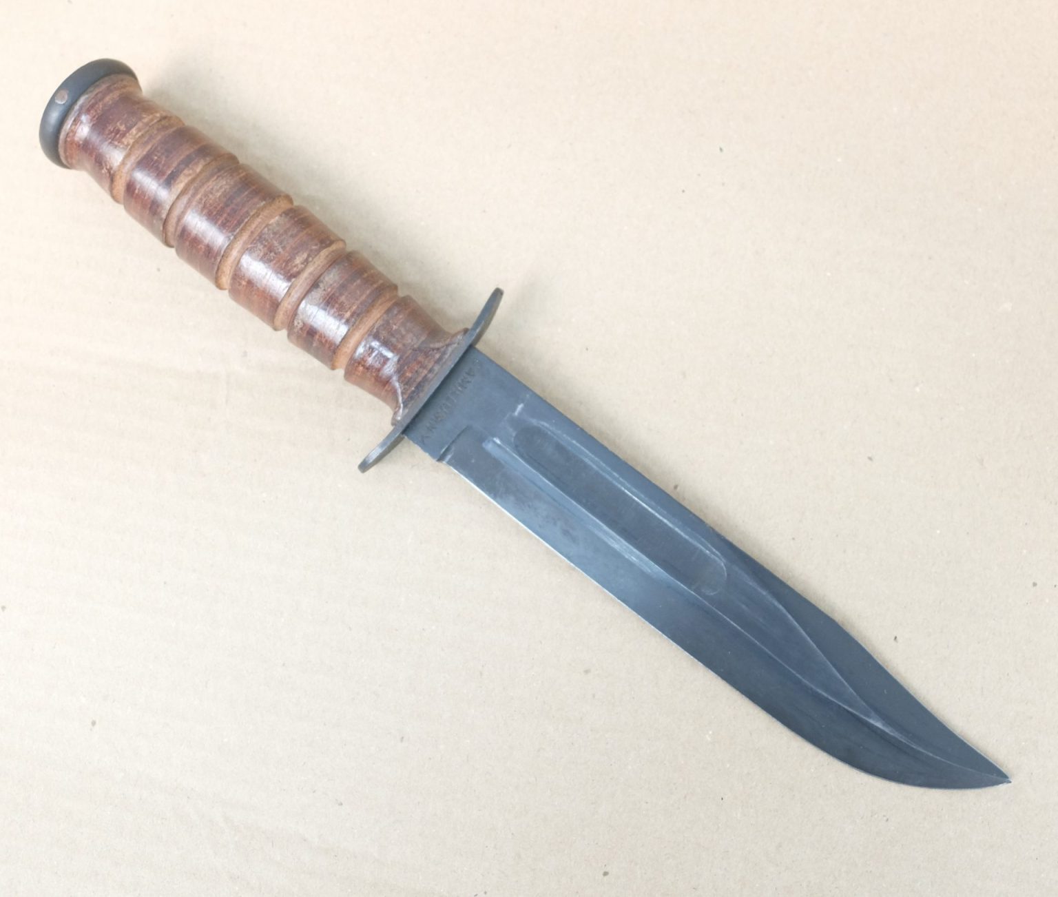 US NAVY Camillus dagger - Military Classic Memorabilia
