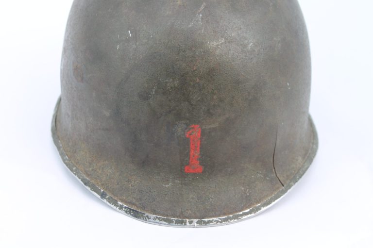 US M1 HELMET "BIG RED ONE" - 1ST INFANTRY DIVISION - Military Classic ...