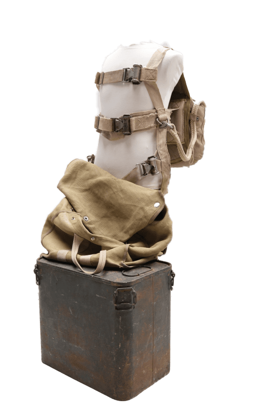 RZ 20 parachute Fallschirmjager - Military Classic Memorabilia
