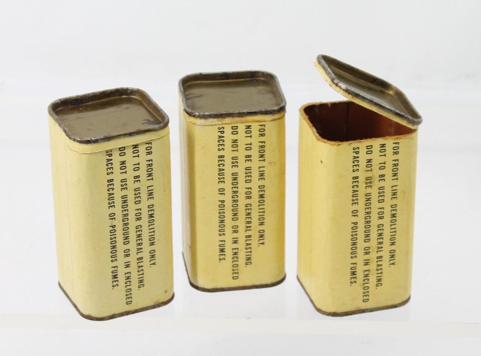 BLOCK TNT 1/2 POUND US ENGINEERS - Military Classic Memorabilia